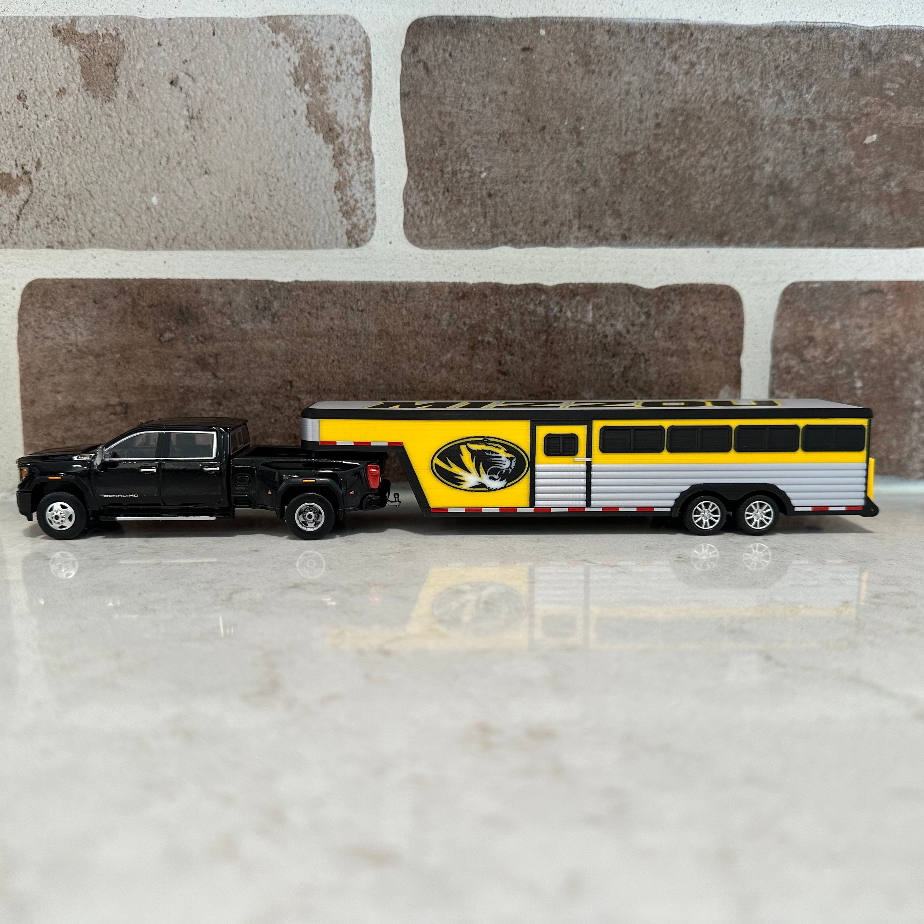 1/64 Scale Livestock Trailers - CB Trailers